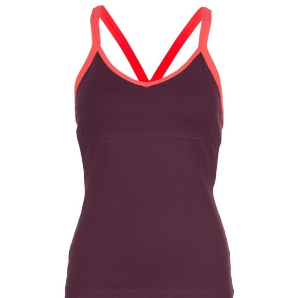 ALO Yoga | Tops | Alo Yoga Workout Too | Poshmark